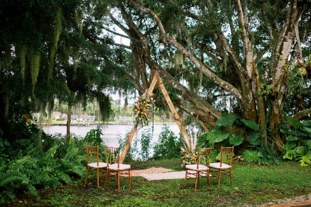Party Rental Triangle Arbor - SW Florida - Exclusive Affair